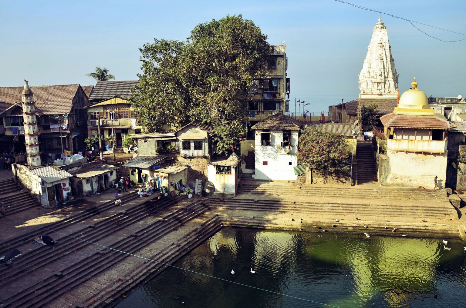 Walkeshwar Temple – History, Timings, Address, Images – Vihara Darshani ...